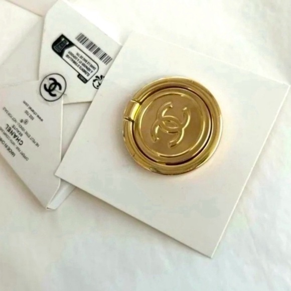 CHANEL | Accessories | Nwt Authentic Chanel Cc Logo Phone Ring Pop ...
